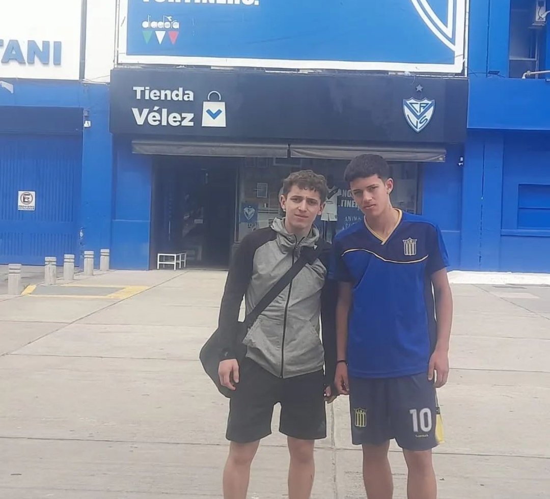 Del barrio Sur a Liniers, la nueva experiencia de dos juveniles – Radio ...