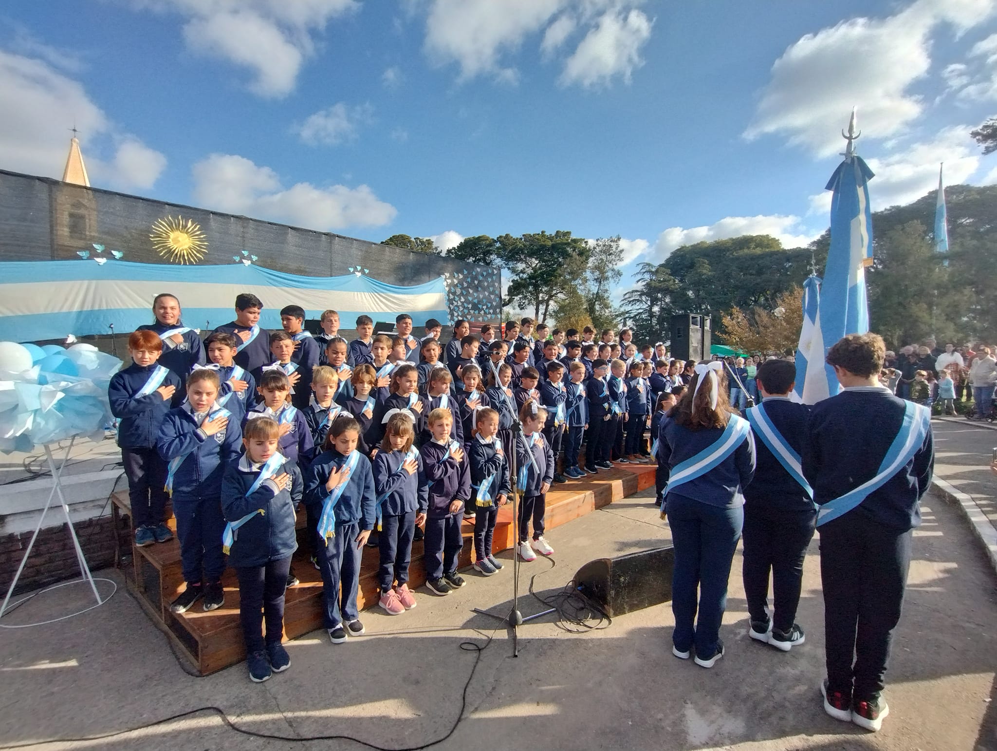 María Juana se prepara para celebrar el Día de la Bandera con el acto ...